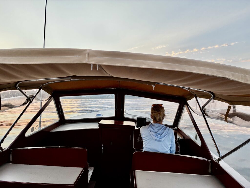 1970 26' Lyman Sleeper | Classic Boat Collective