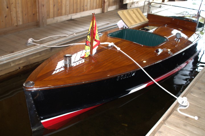 1919 22' Clive Brown Gentleman's Racer | Classic Boat Collective