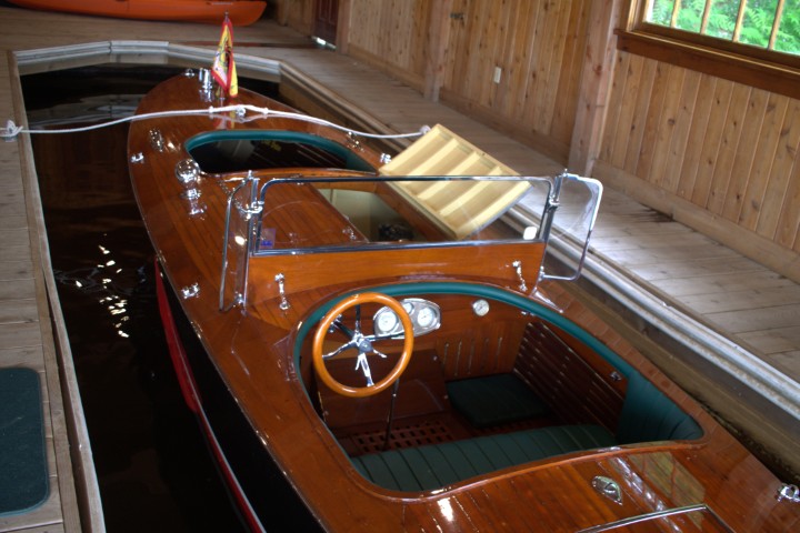 1919 22' Clive Brown Gentleman's Racer | Classic Boat Collective